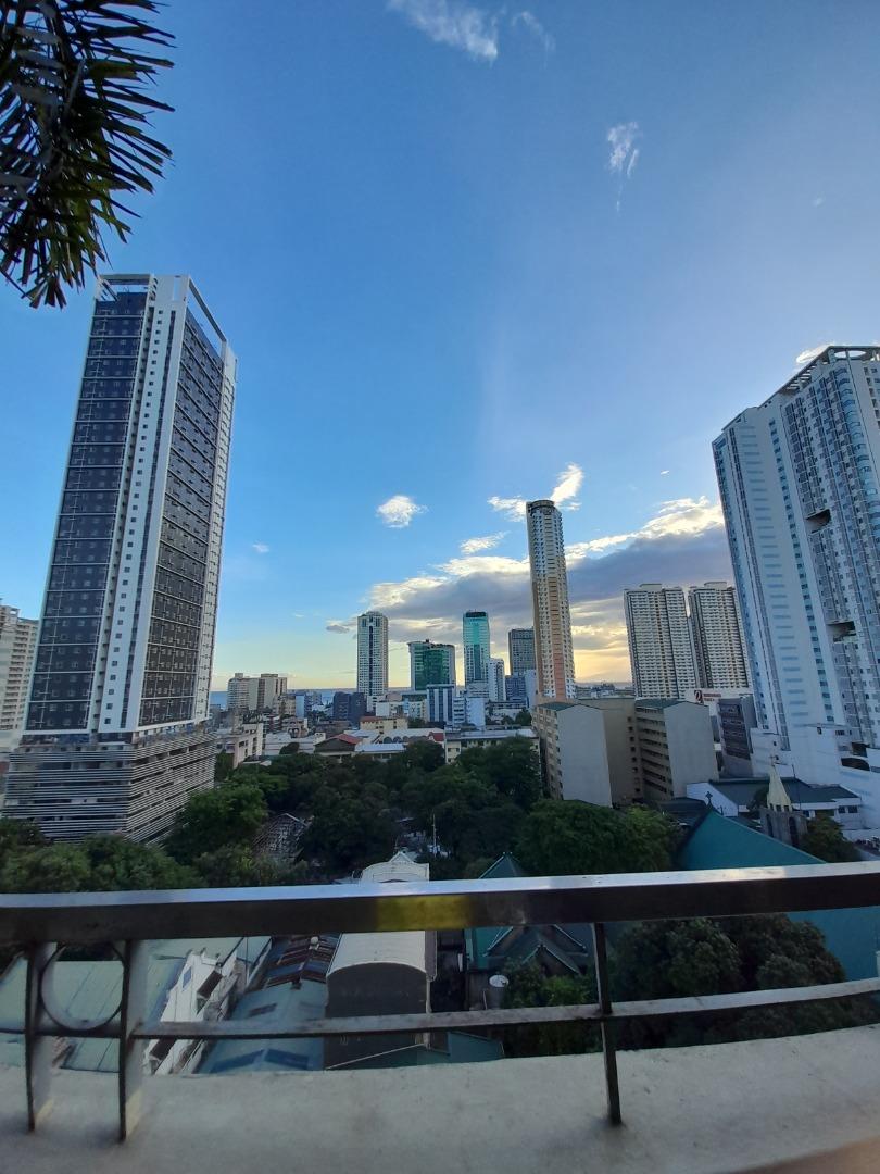 Condo Pasalo Victoria De Manila 1Taft Ave Malate Manila, Property, For ...