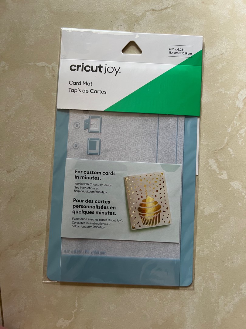 Cricut joy card mat, Hobbies & Toys, Stationery & Craft, Craft Supplies ...