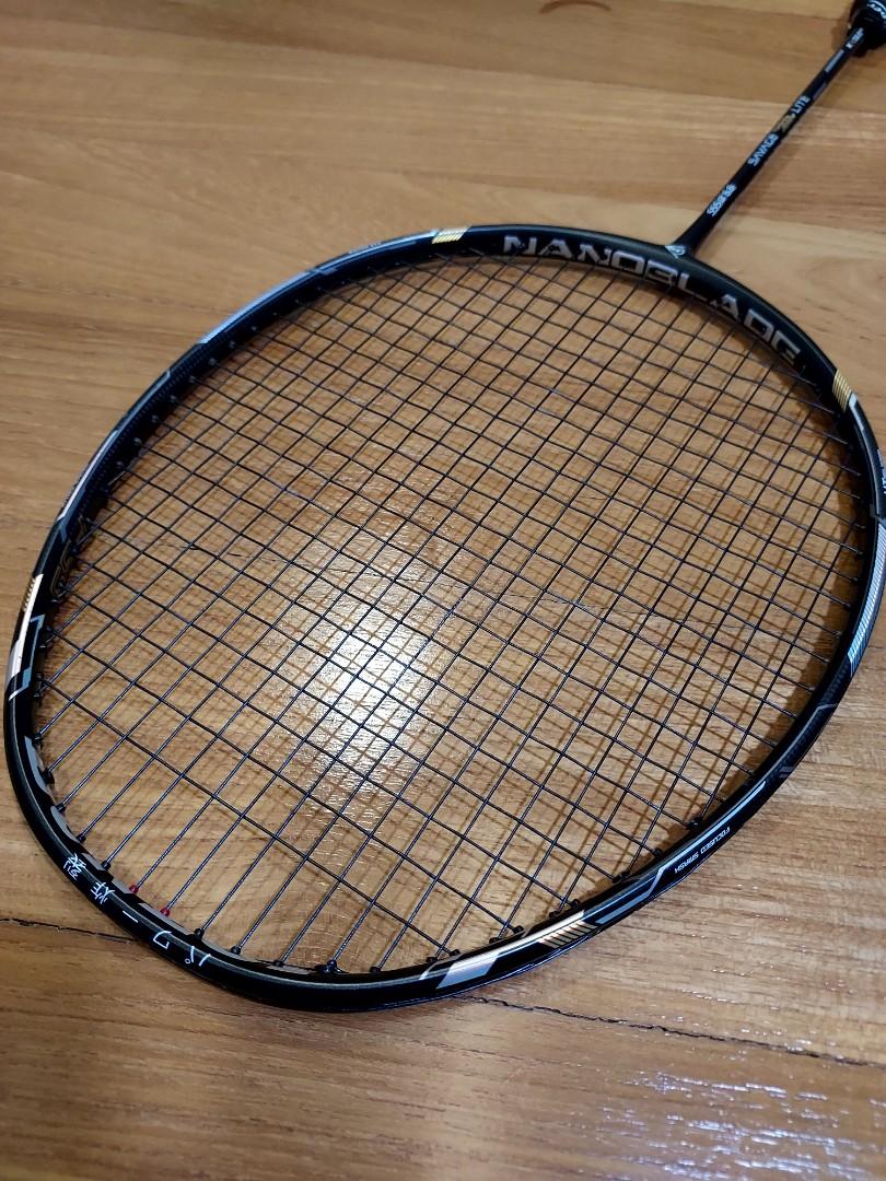 Dunlop Badminton Racquet 5U/78G - Savage Lite, Sports Equipment, Sports ...