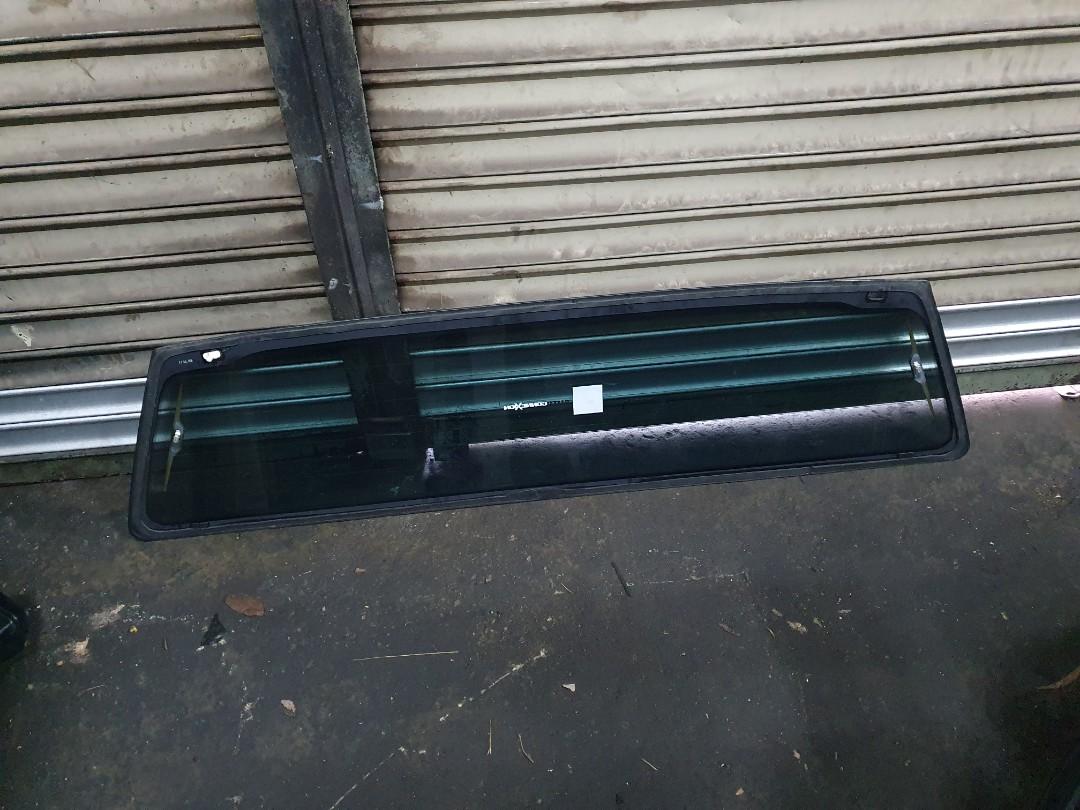 Ford Ranger Rear Cabin Windscreen, Auto Accessories on Carousell