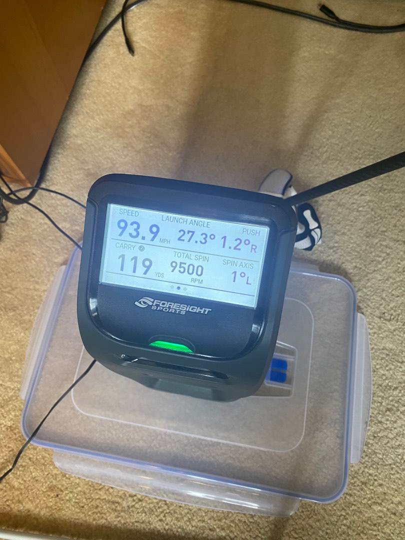 foresight sports Gc3 launch monitor with FSX Play simulator software ...