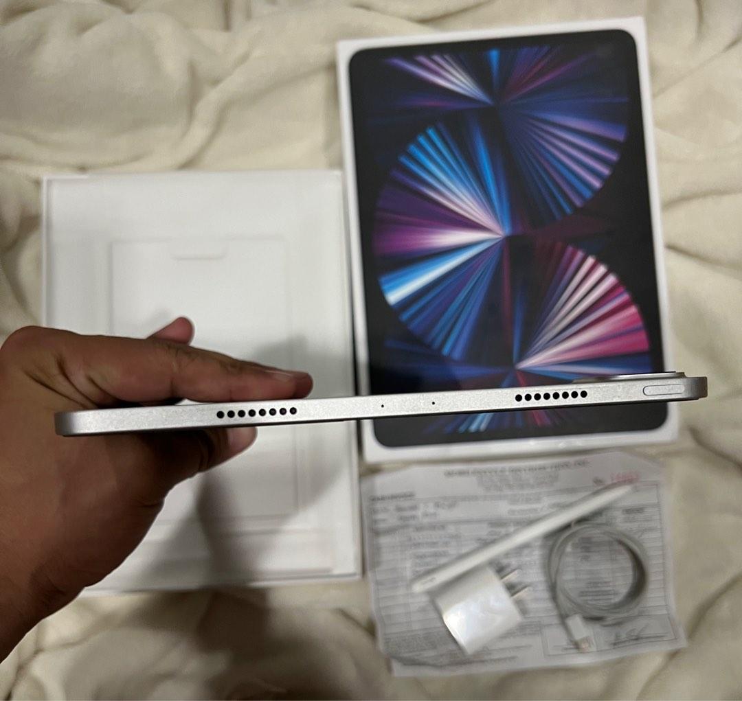 iPad Pro 11" Silver 256gb (M1 chip) Wifi with Apple Pencil 2, Mobile ...