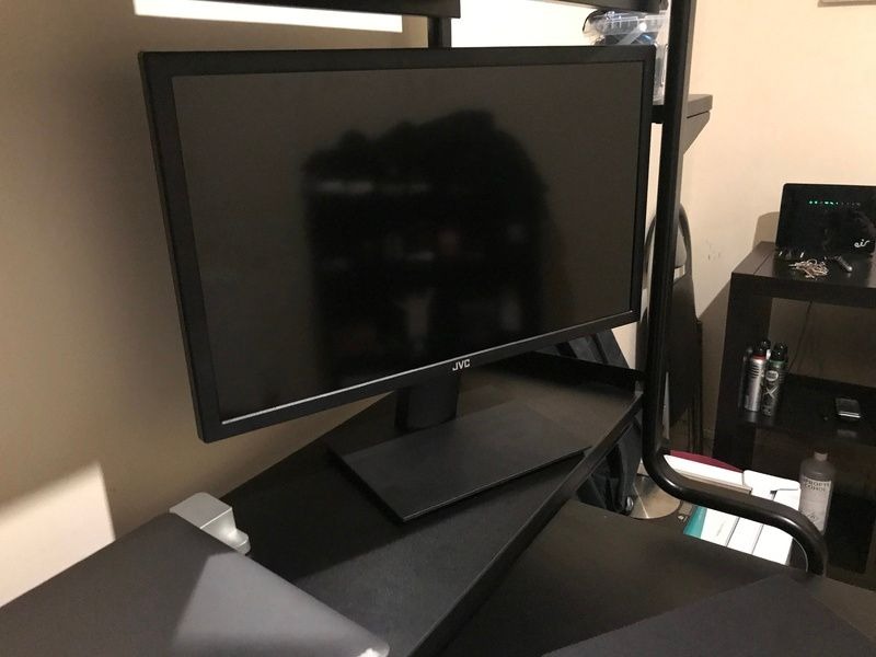 JVC BRAND NEW Full HD 22" LED Monitor - Black COMES WITH HDMI CABLE ...