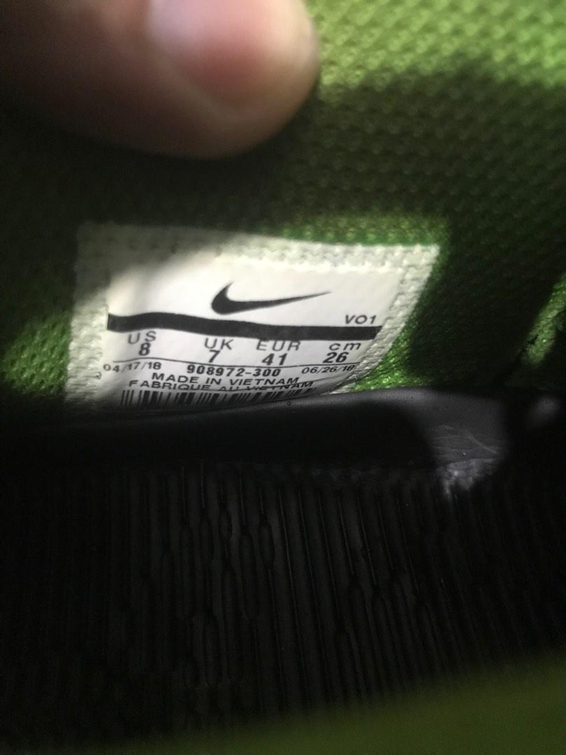 Kobe mamba rage the grinch, Men's Fashion, Footwear, Sneakers on Carousell