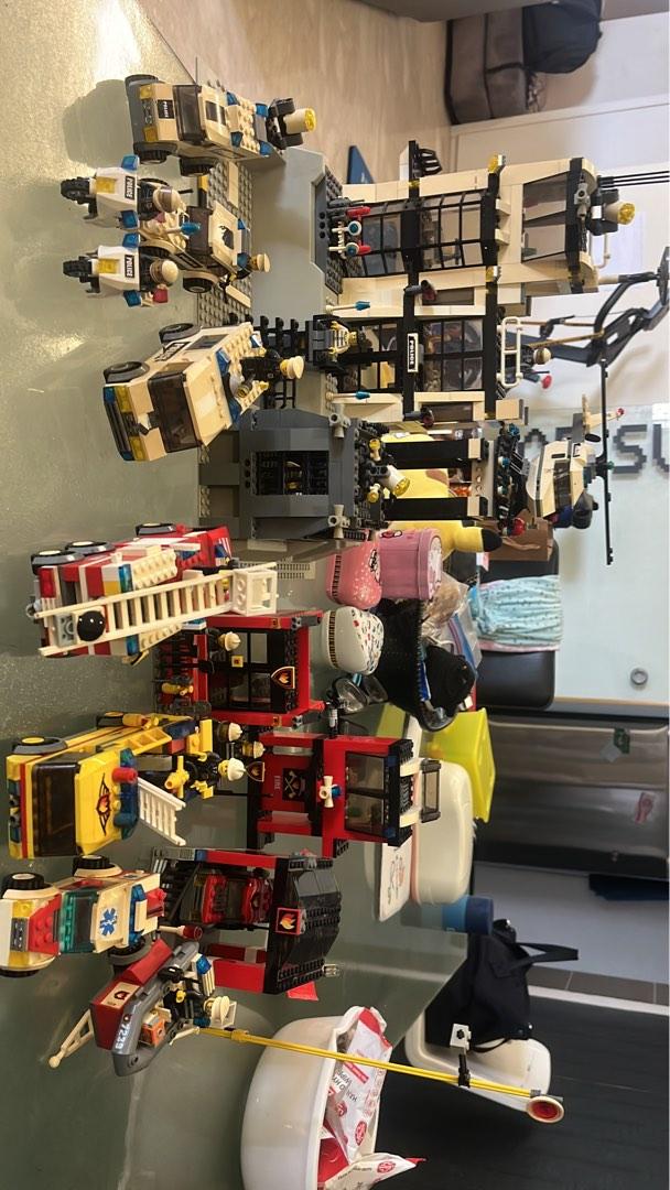 Lego 7240 fire station / 7237 Police station/ 7239/ , Hobbies & Toys ...