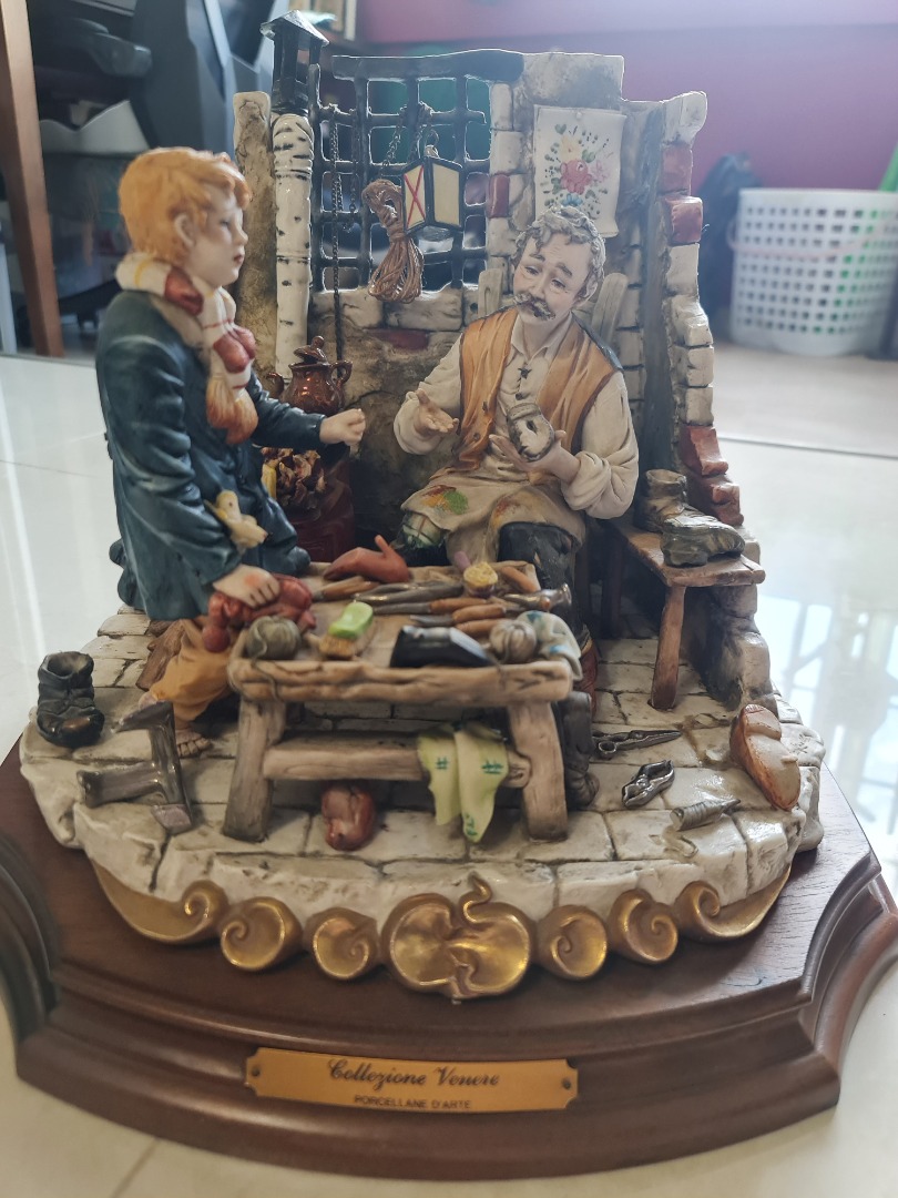 Limited Edition Collectables Collezione Venere Porcellane, Hobbies & Toys, Memorabilia ...