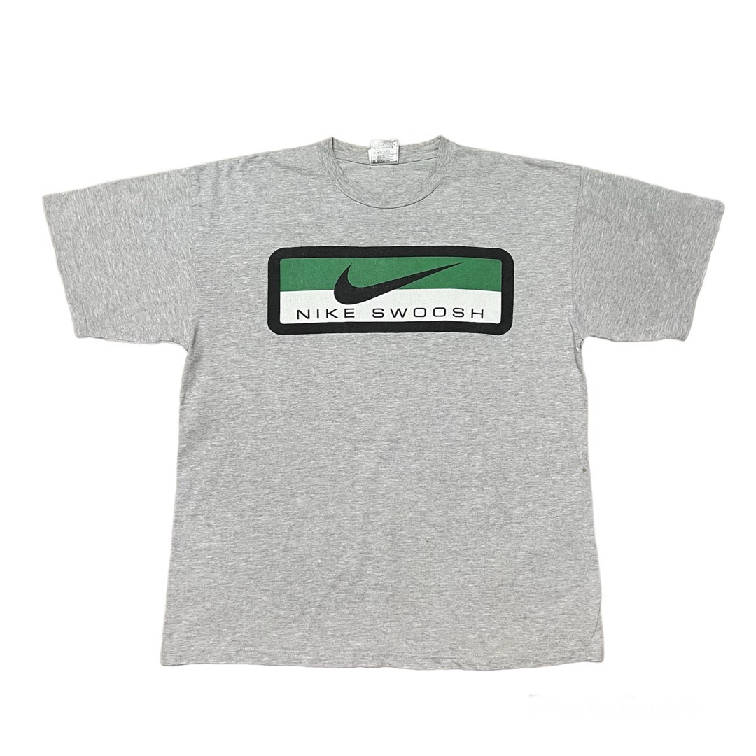 Nike Swoosh Big Logo, Men's Fashion, Activewear on Carousell
