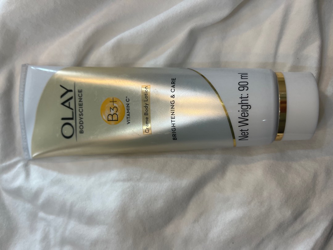 Olay lotion, Beauty & Personal Care, Bath & Body, Body Care on Carousell