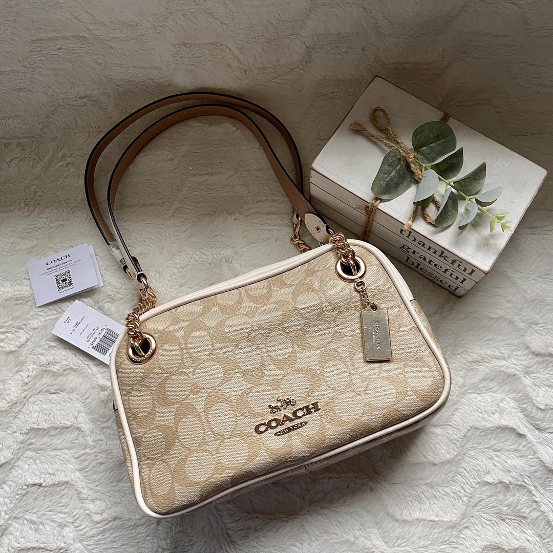 Original Coach Cammie chain shoulder bag, Women's Fashion, Bags ...