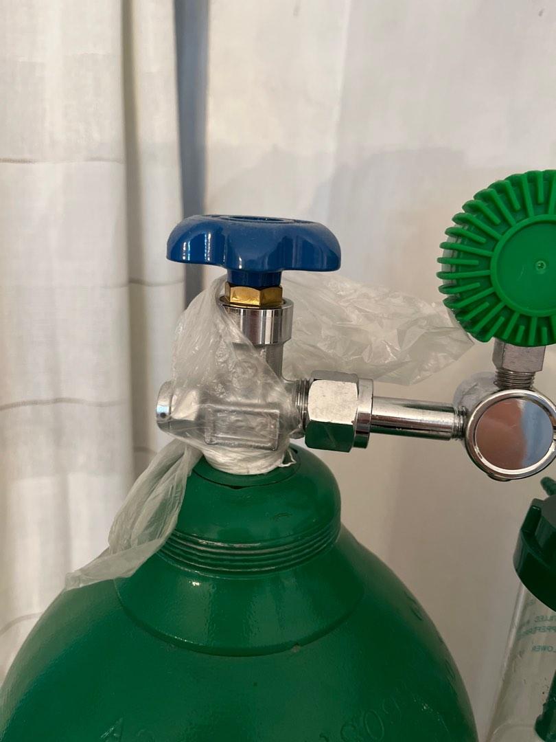 Oxygen tank - complete set, 50lbs, Health & Nutrition, Medical Supplies ...
