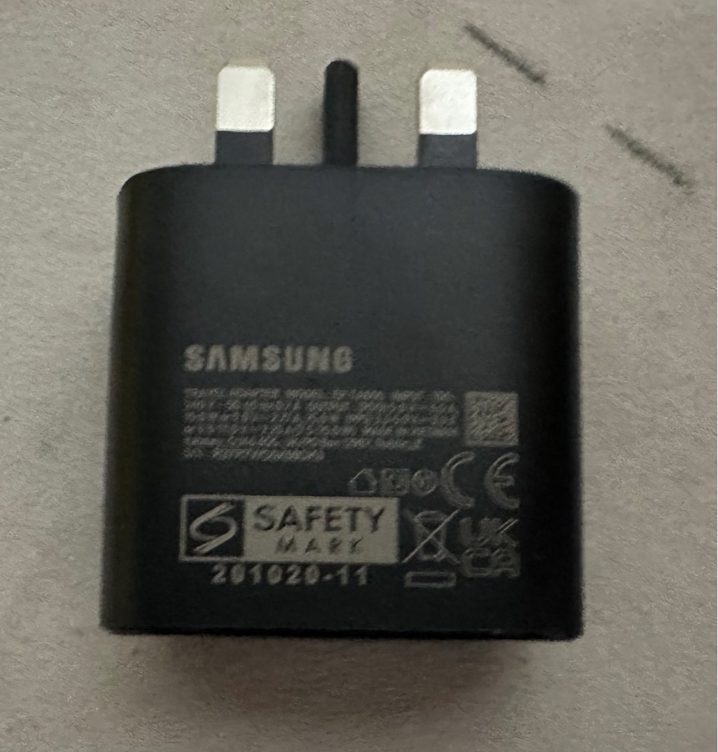 Samsung adapter 25w, Mobile Phones & Gadgets, Mobile & Gadget ...
