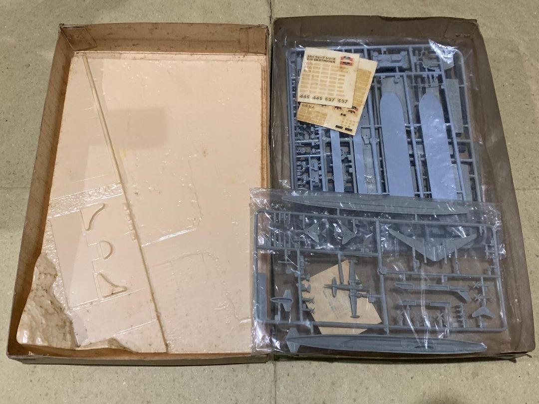 SKYWAVE 1/700 scale RUSSIA VS US & JAPAN UNDERSEA / AIR BATTLE DIORAMA ...