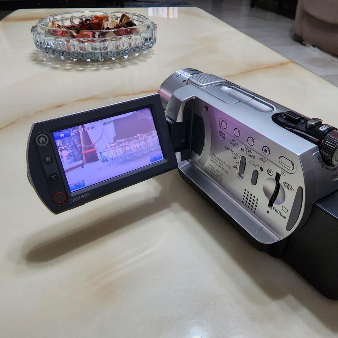 Sony DCR-SR300 Handy Cam, Photography, Video Cameras on Carousell