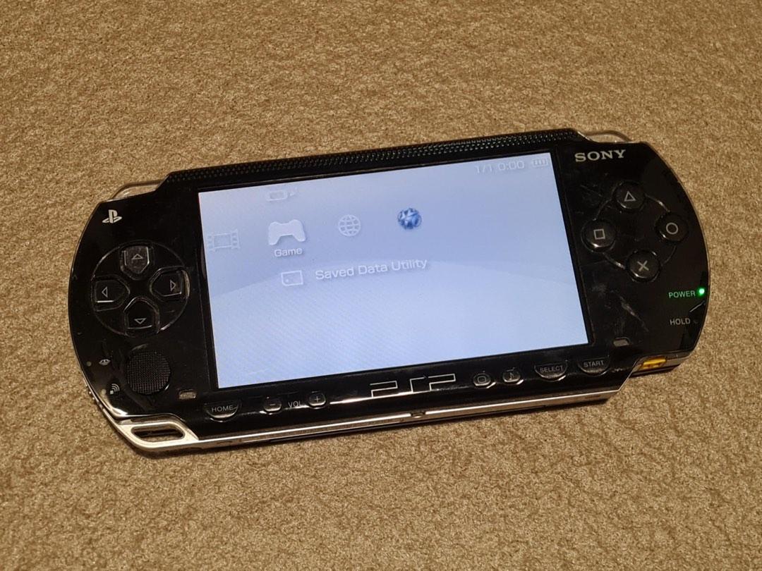 Sony PlayStation Portable PSP-1000 Retro Game Console Working Well, Video Gaming, Video Game ...