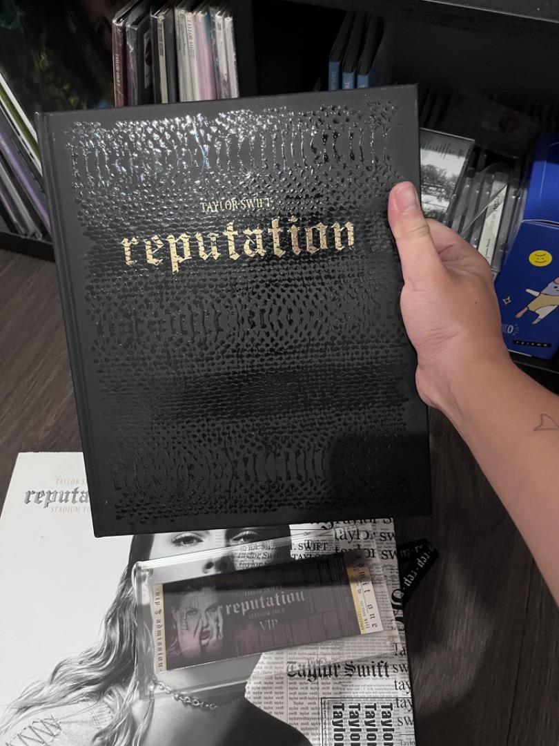 Taylor Swift reputation VIP Box, Hobbies & Toys, Memorabilia ...