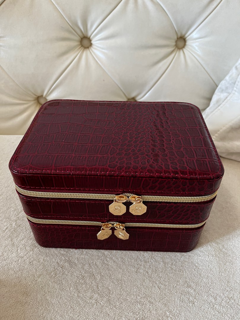 The Ritz Carlton jewellery box (new mooncake box) 2022, Women's Fashion ...