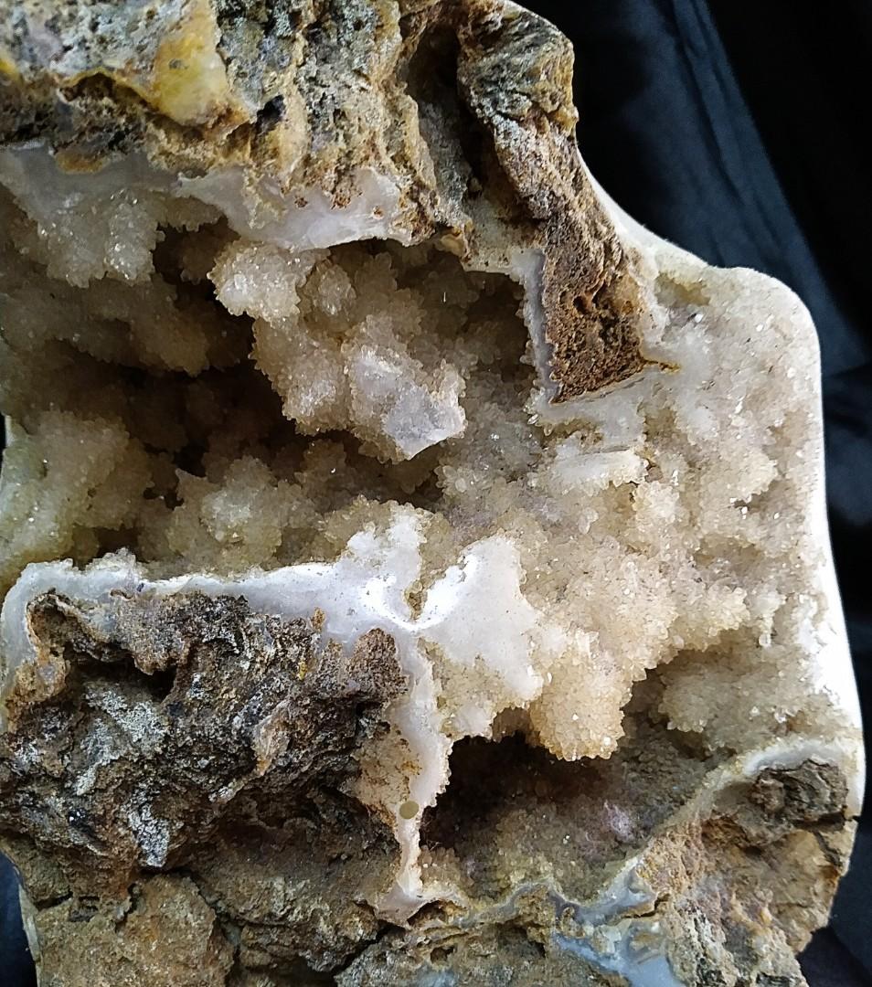 VERY Large Cauliflower Geode Half with Spiky Quartz Crystal Interior ...
