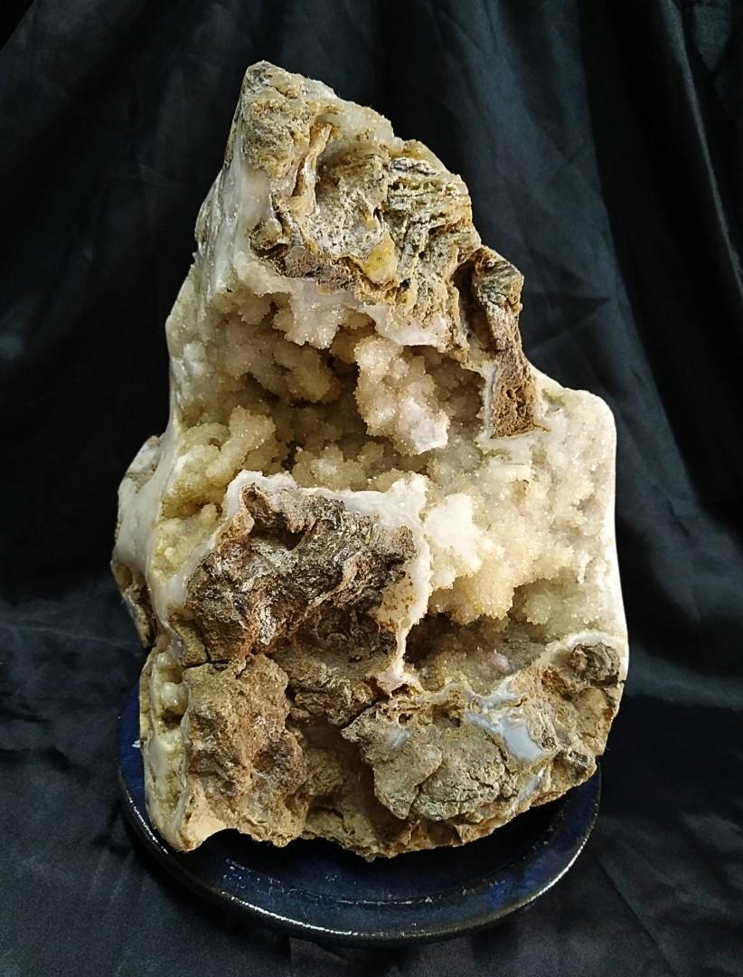 VERY Large Cauliflower Geode Half with Spiky Quartz Crystal Interior ...