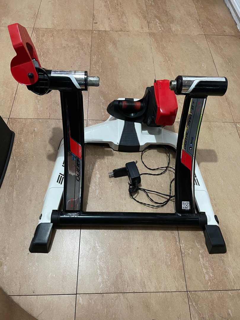 wheel on smart trainer, Sports Equipment, Bicycles & Parts, Bicycles on ...