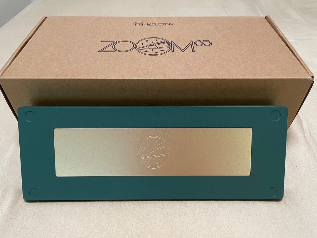 Zoom65 Essential Edition Wild Green & Gold Custom Mechanical Keyboard ...