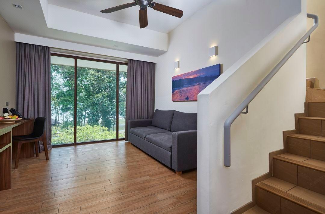 1 to 3 Months Rental. 4-Star Hotel Near Pasir Ris MRT Train Station ...