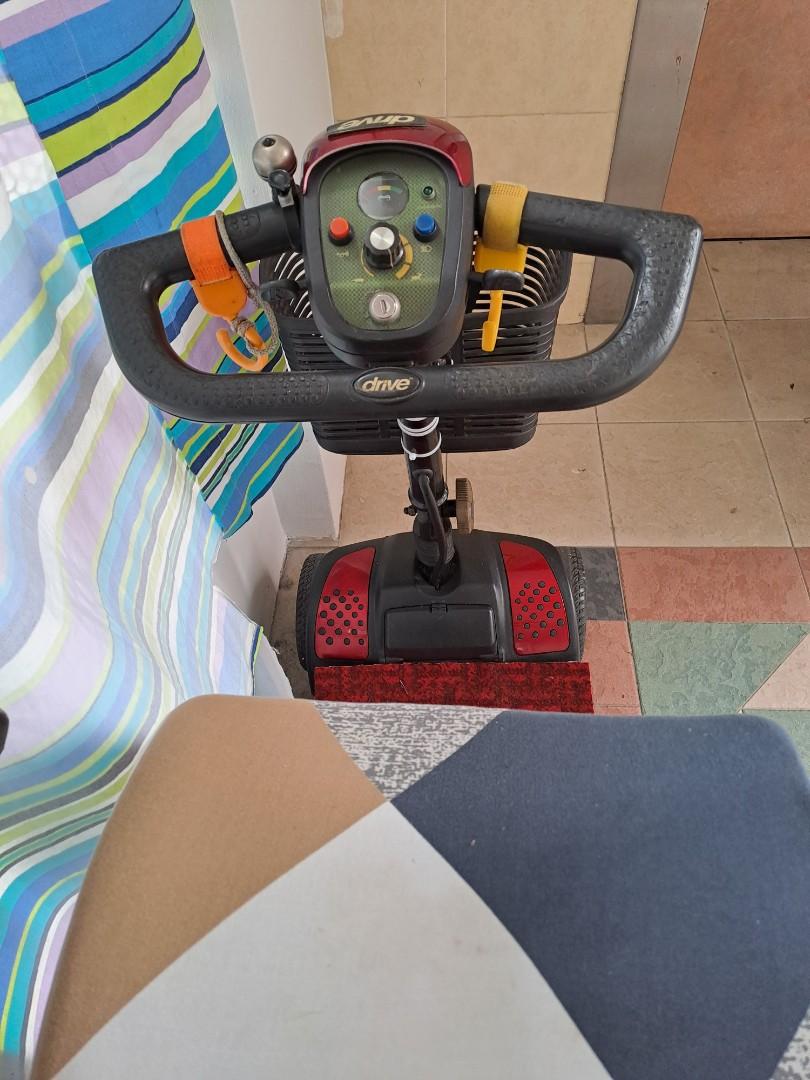 4 wheeled Mobility Scooter PMA, Health & Nutrition, Assistive ...