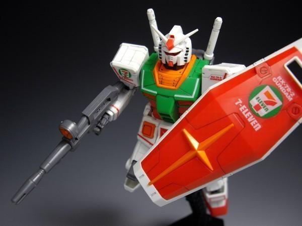 7-Eleven X Gundam RX-78-2 gundam 711 Color HG Gunpla Model kit Mobile ...