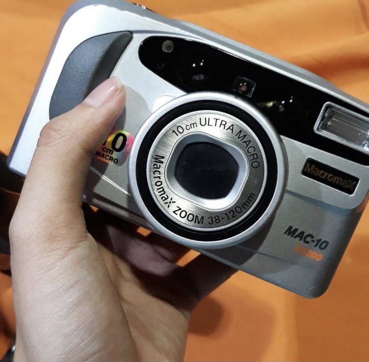 AUTHENTIC MACROMAX 10 FILM CAMERA, Photography, Cameras on Carousell