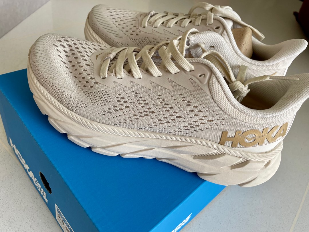 (BNIB) Hoka Clifton7, Women's Fashion, Footwear, Sneakers on Carousell