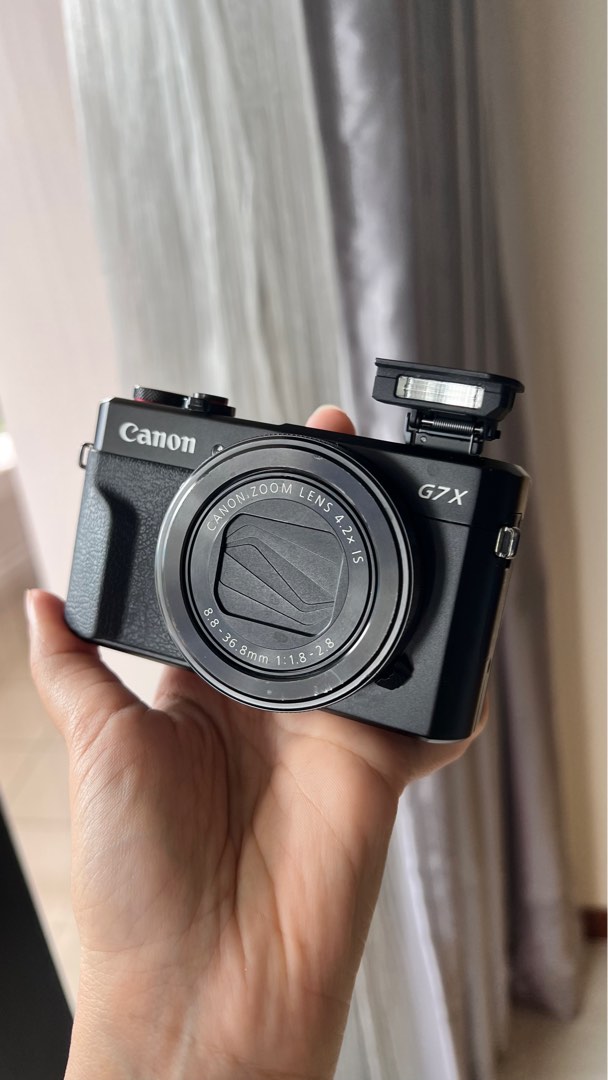 Canon G7X Mark II, Photography, Cameras on Carousell