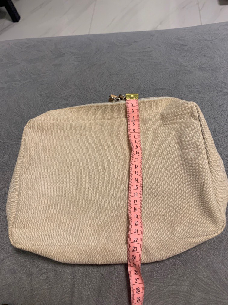 Catcha organizer, Women's Fashion, Bags & Wallets, Purses & Pouches on ...