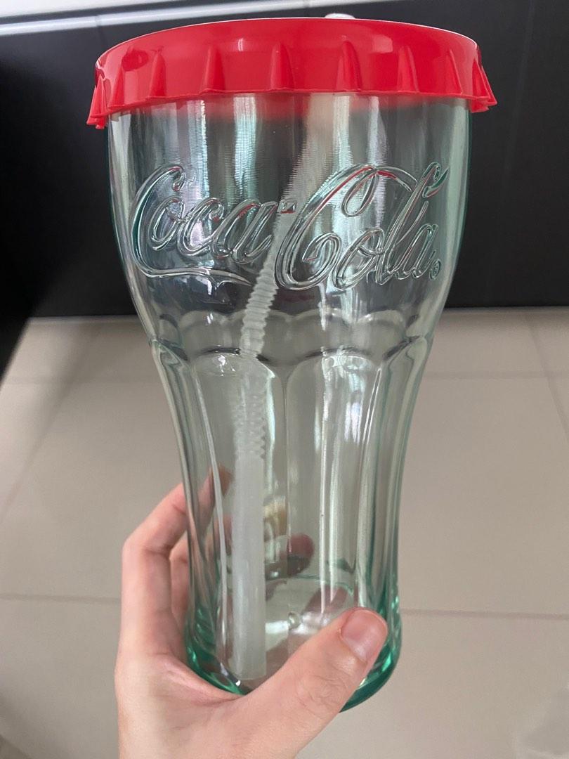 Coco-Cola 32oz contour plastic glass with lid and straw, Furniture ...