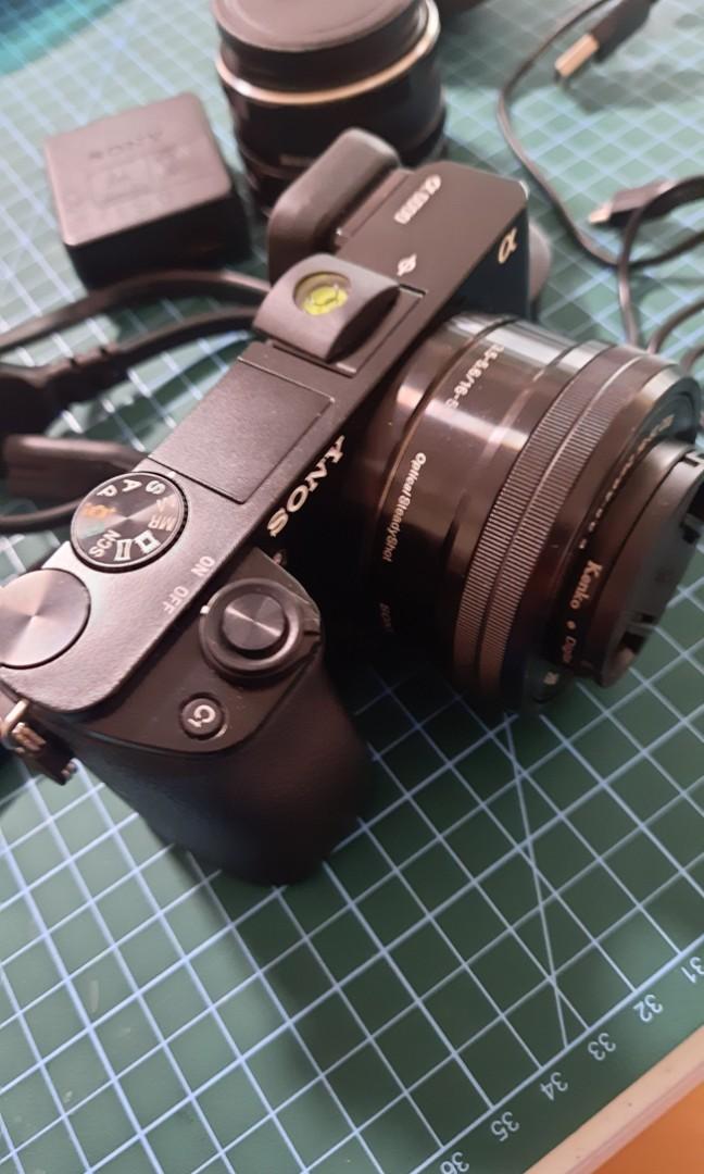 Complete Sony A600 with accessories, Photography, Cameras on Carousell