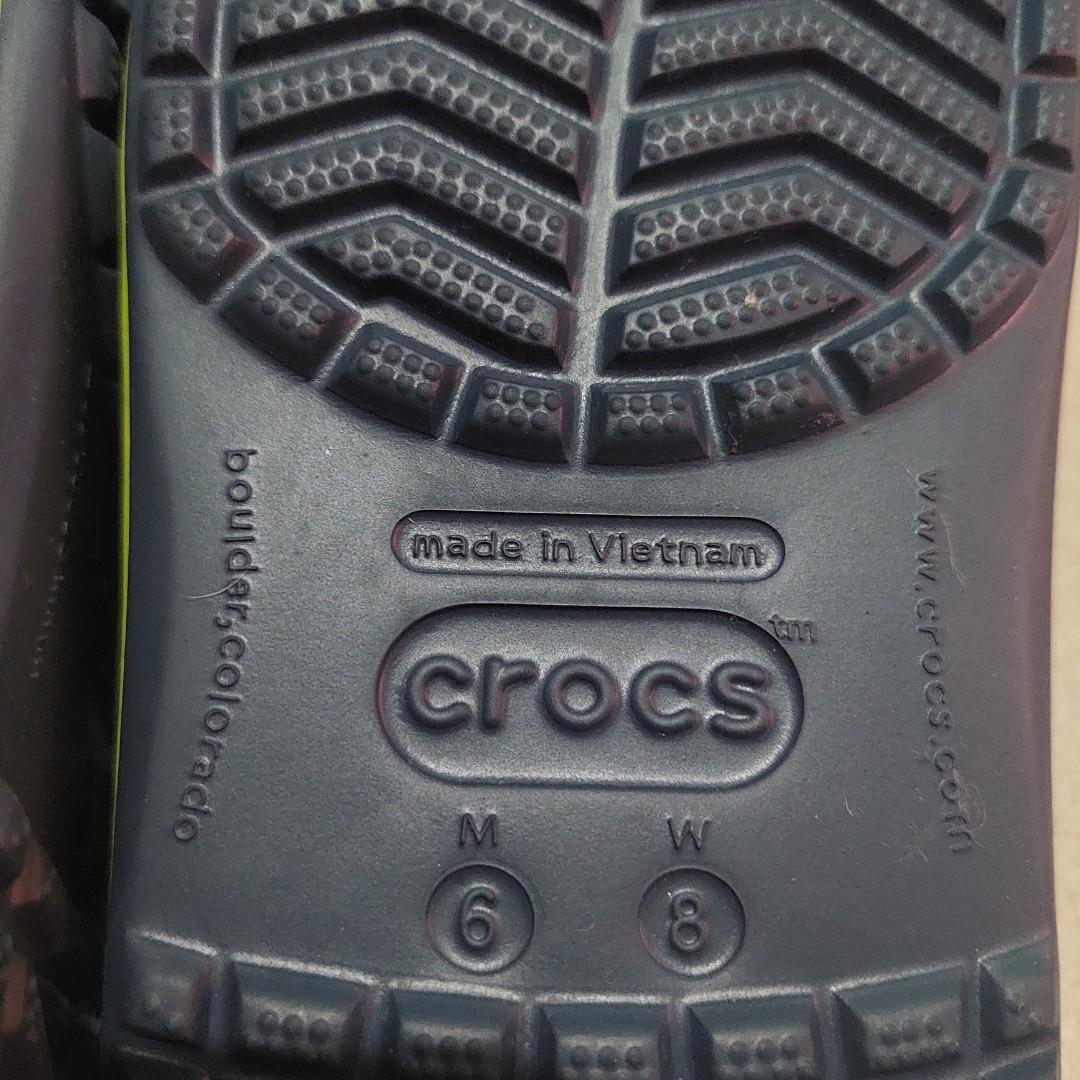 Crocs Boulder Colorado, Men's Fashion, Footwear, Slippers & Slides on ...