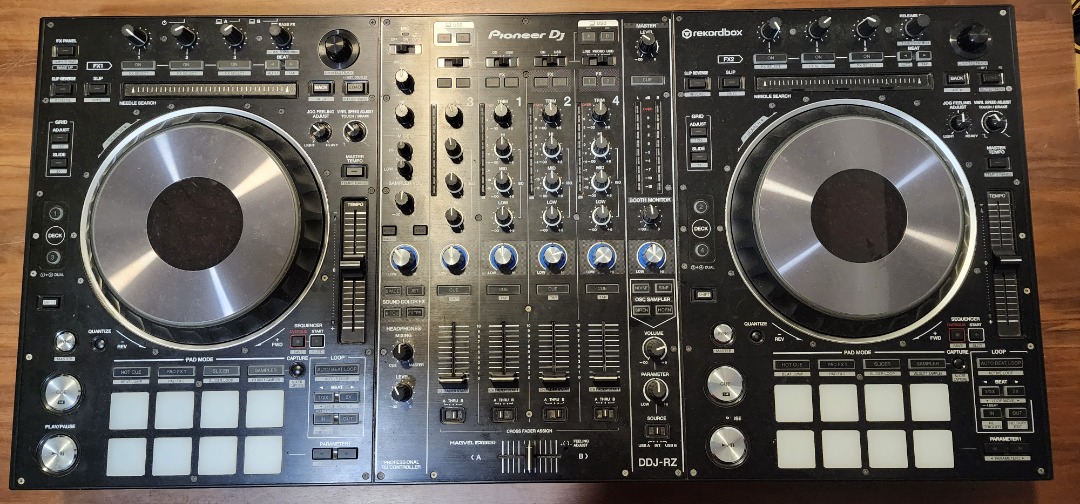 DJ SET DDJ RZ LSYXJ KRK + 2 Rokit 8 Speakers all cables, Audio, Other ...