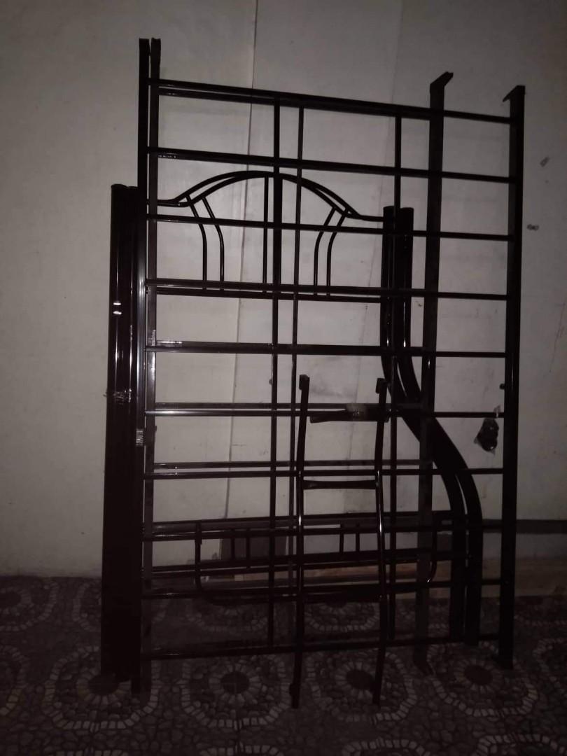 Double deck r type, Furniture & Home Living, Furniture, Bed Frames ...