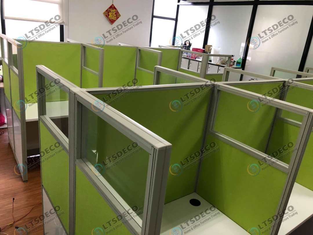 FISH BONE CUBICLE WORKING STATION TOP GLASS OFFICE PARTITION, Furniture ...