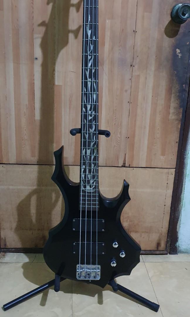 Global Bass with Amplifier, Hobbies & Toys, Music & Media, Musical ...