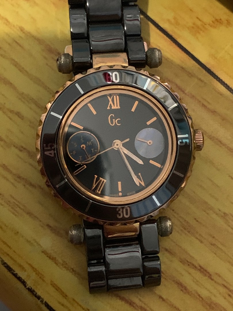 Guess Collection Watch, Barang Mewah, Jam Tangan di Carousell