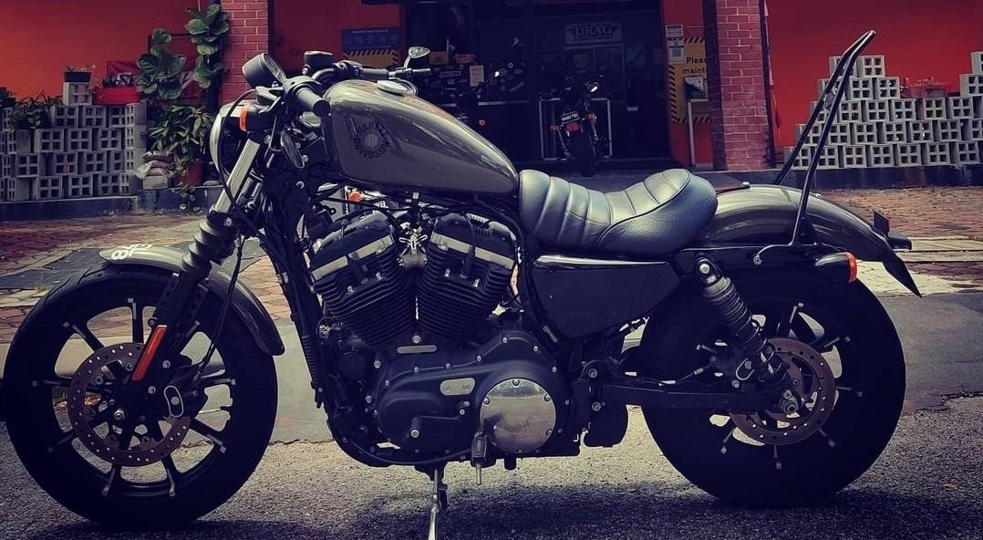 Harley Davidson Iron 883 year 2020, Motorbikes on Carousell
