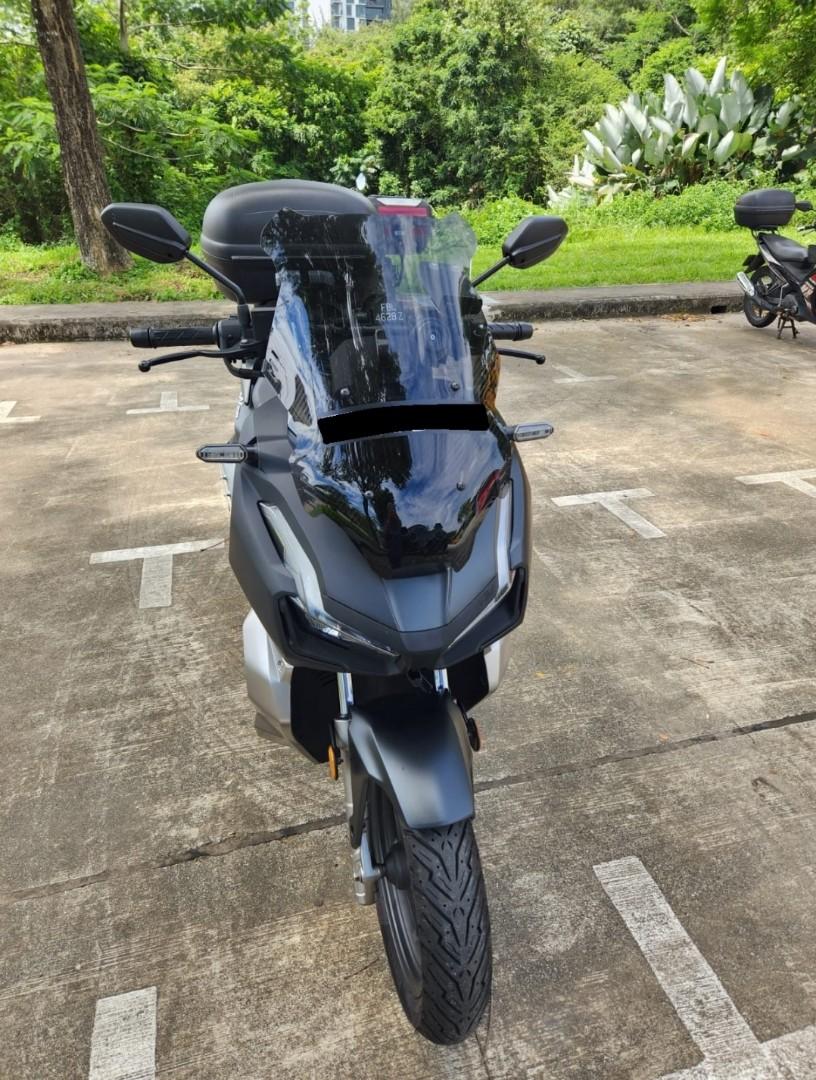 Honda ADV150 windshield, Motorcycles, Motorcycle Accessories on Carousell