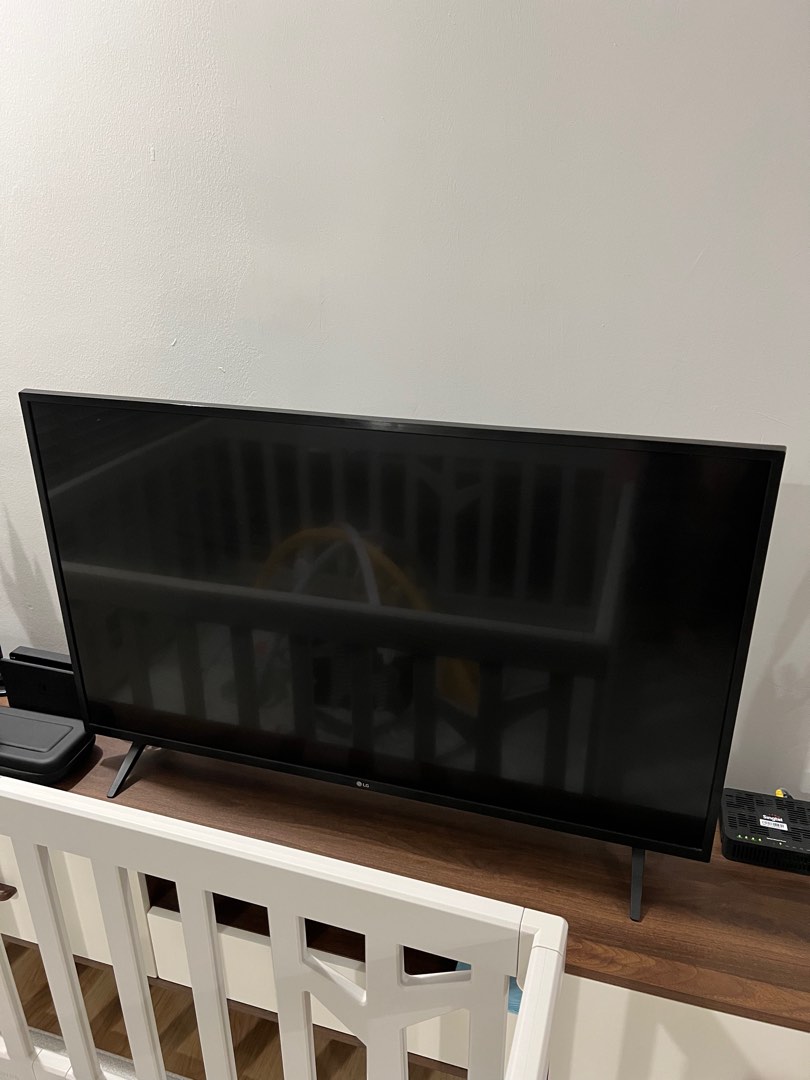 LG 43UM7300PTA 43” 4k Smart TV, TV & Home Appliances, TV ...