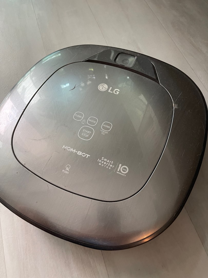 LG Hom-Bot robot vacuum, TV & Home Appliances, Vacuum Cleaner ...