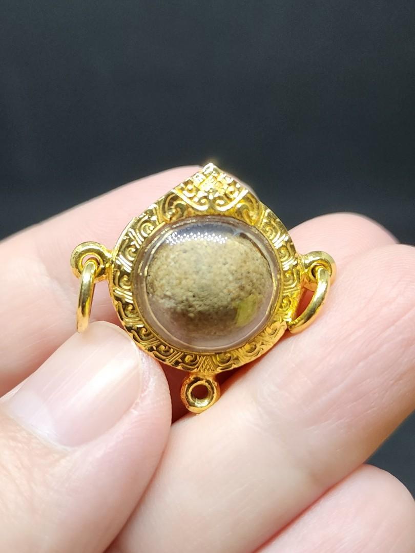 LP Parn loop om with 90% thailand gold 3 hooks casing U amulet cert ...