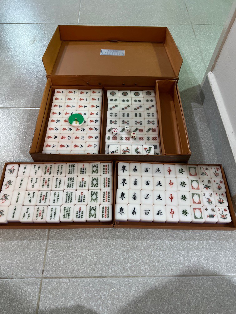 Mahjong Set Purple, Hobbies & Toys, Toys & Games on Carousell