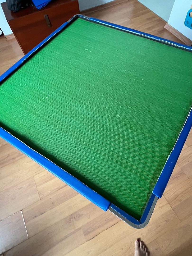 Mahjong table and green tiles, Hobbies & Toys, Toys & Games on Carousell