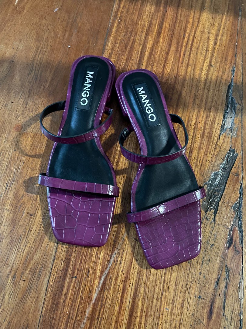 Mango Croc Sandals, Women's Fashion, Footwear, Flats & Sandals on Carousell