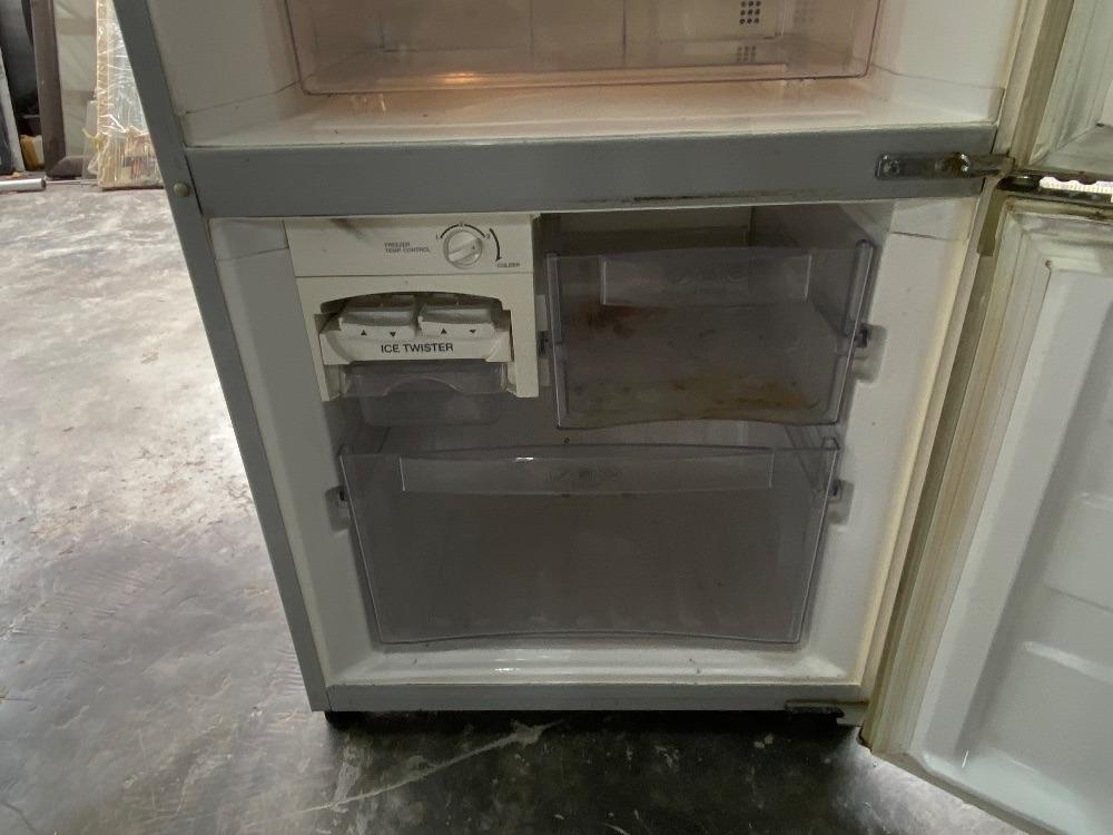 NATIONAL Refrigerator Model NR-BT30T / NATIONAL Refrigerator Model NR ...