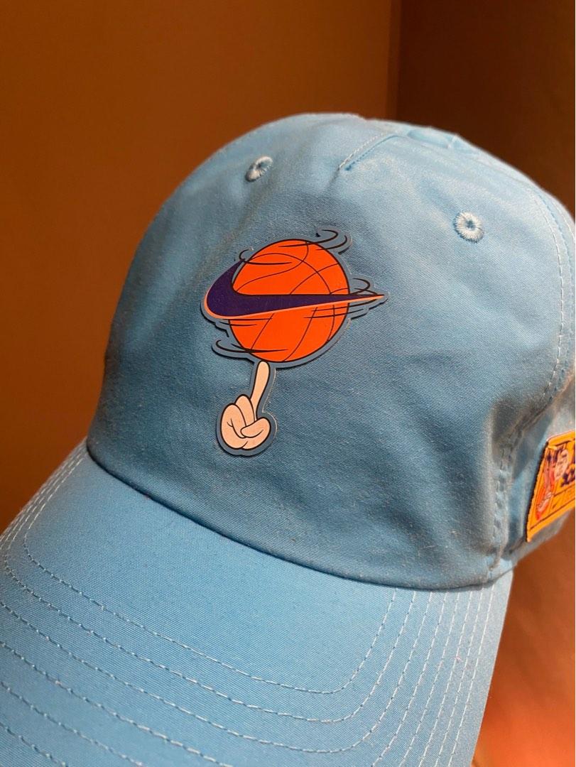 Nike x Looney Tunes, Men's Fashion, Watches & Accessories, Cap & Hats ...