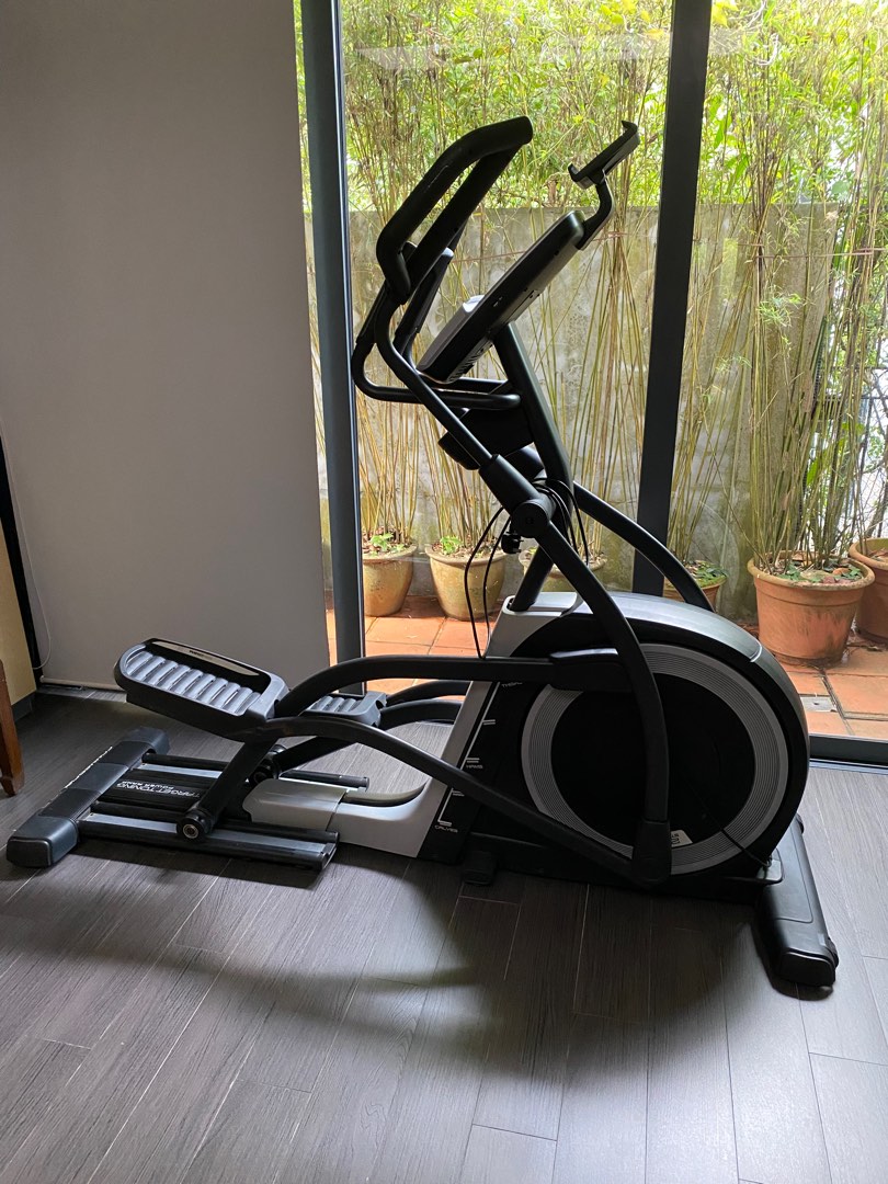 Nordic Track - elliptical trainer, Sports Equipment, Exercise & Fitness ...